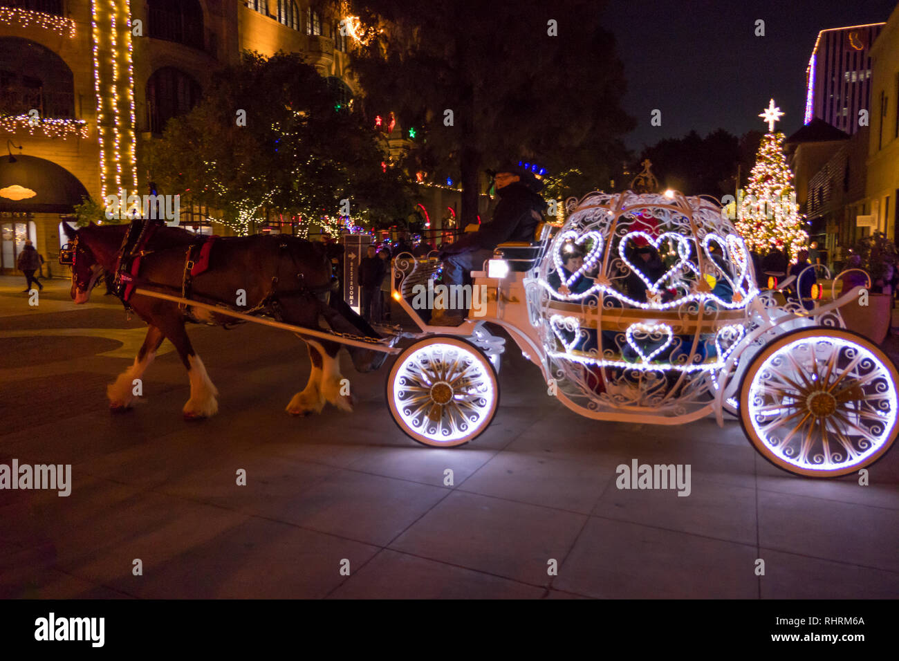 Mission inn festival of lights hi-res stock photography and images - Alamy