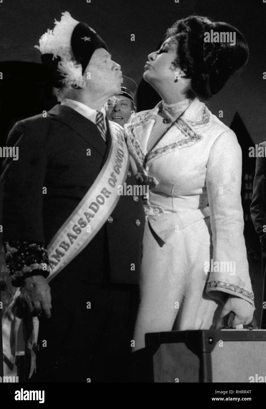 Elizabeth Taylor Mickey Rooney 1981 Photo By Adam Scull/PHOTOlink.net ...