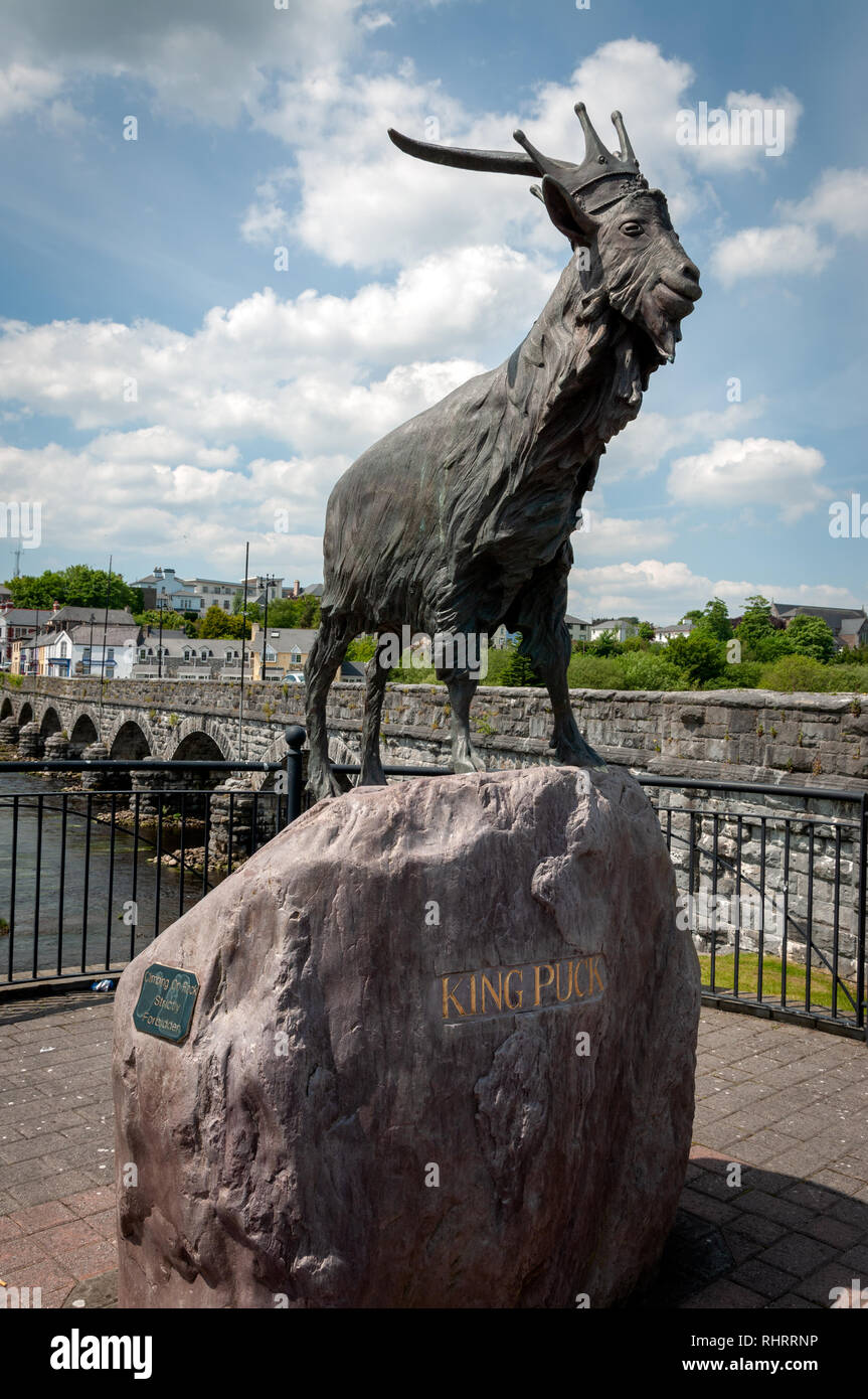 River Laune bridge and King Puck statue by Alan Ryan Hall in Killorglin ...