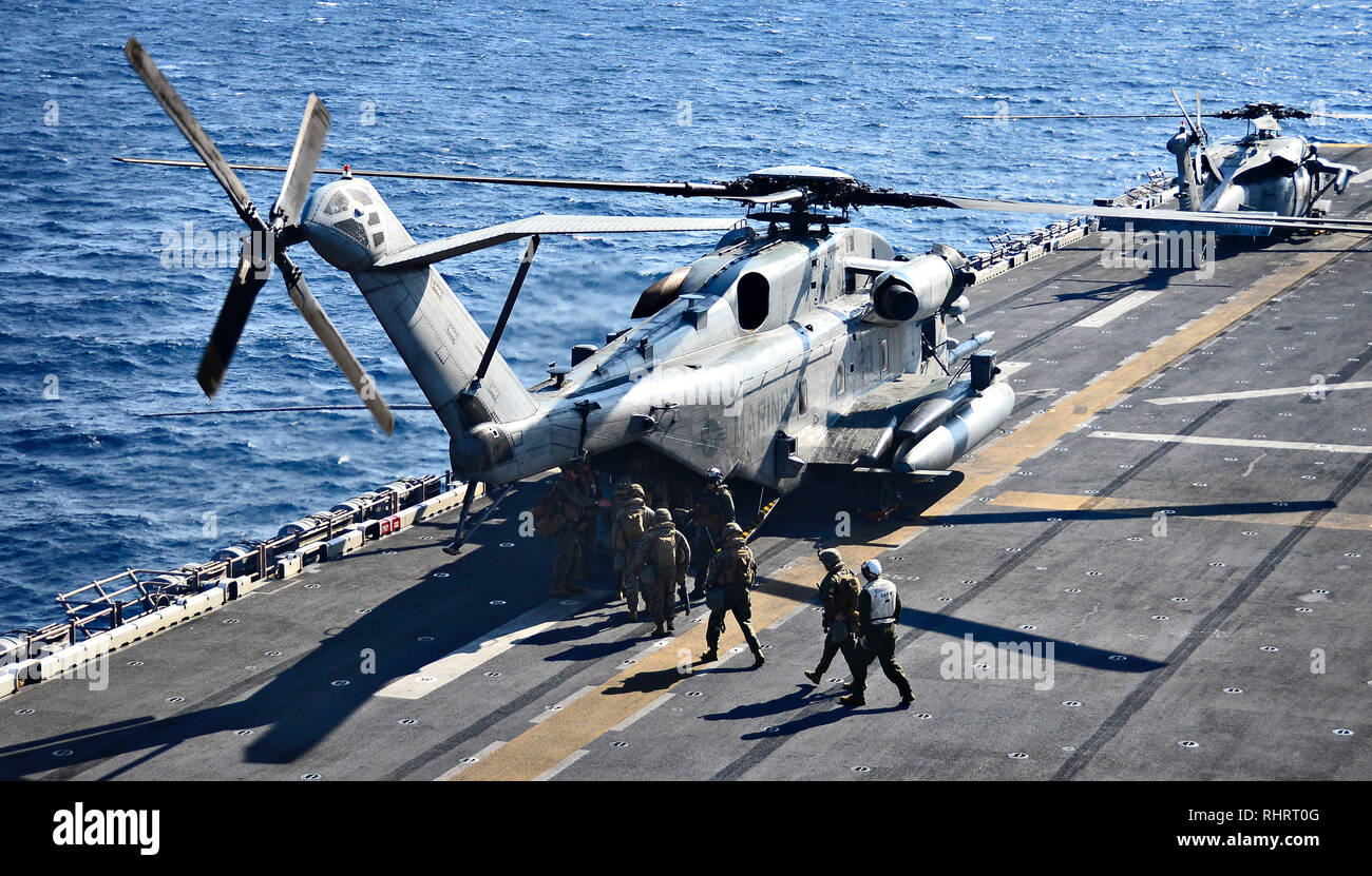 190119-N-RI884-3529 PHILIPPINE SEA (Jan. 19, 2019) Marines, assigned to ...