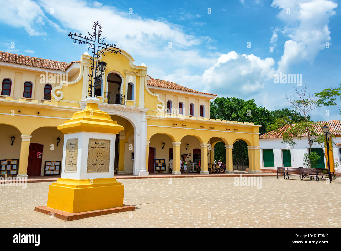 MOMPOX, COLOMBIA - MAY 28: Plaza and market in Mompox, Colombia on May ...