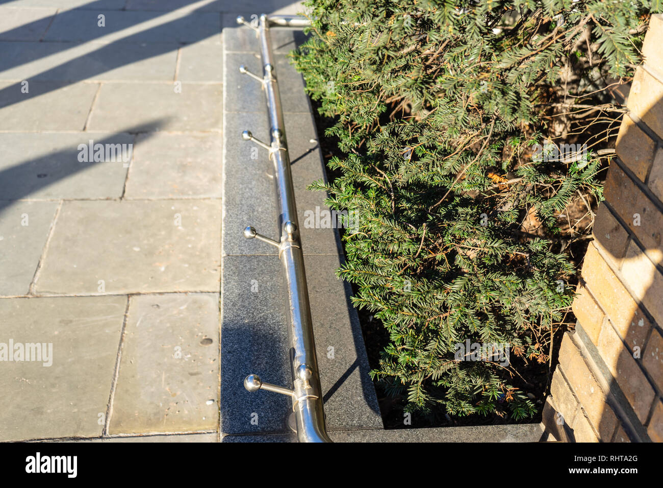 Anti skateboarding architecture hi-res stock photography and images - Alamy