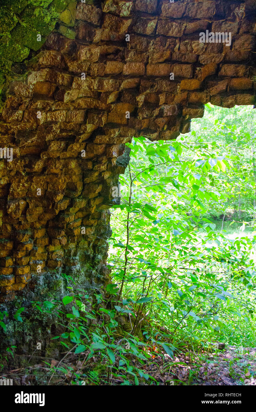 Coketown Coke Oven Ruins, Thomas, West Virginia Stock Photo - Alamy