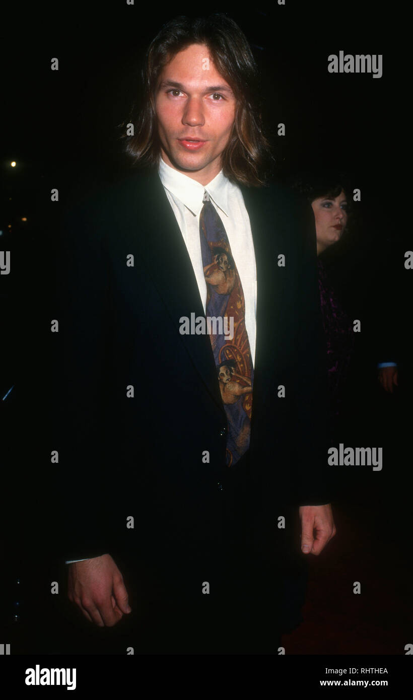 LOS ANGELES, CA - DECEMBER 8: Actor Eric Thal attends the 'Six Degrees ...