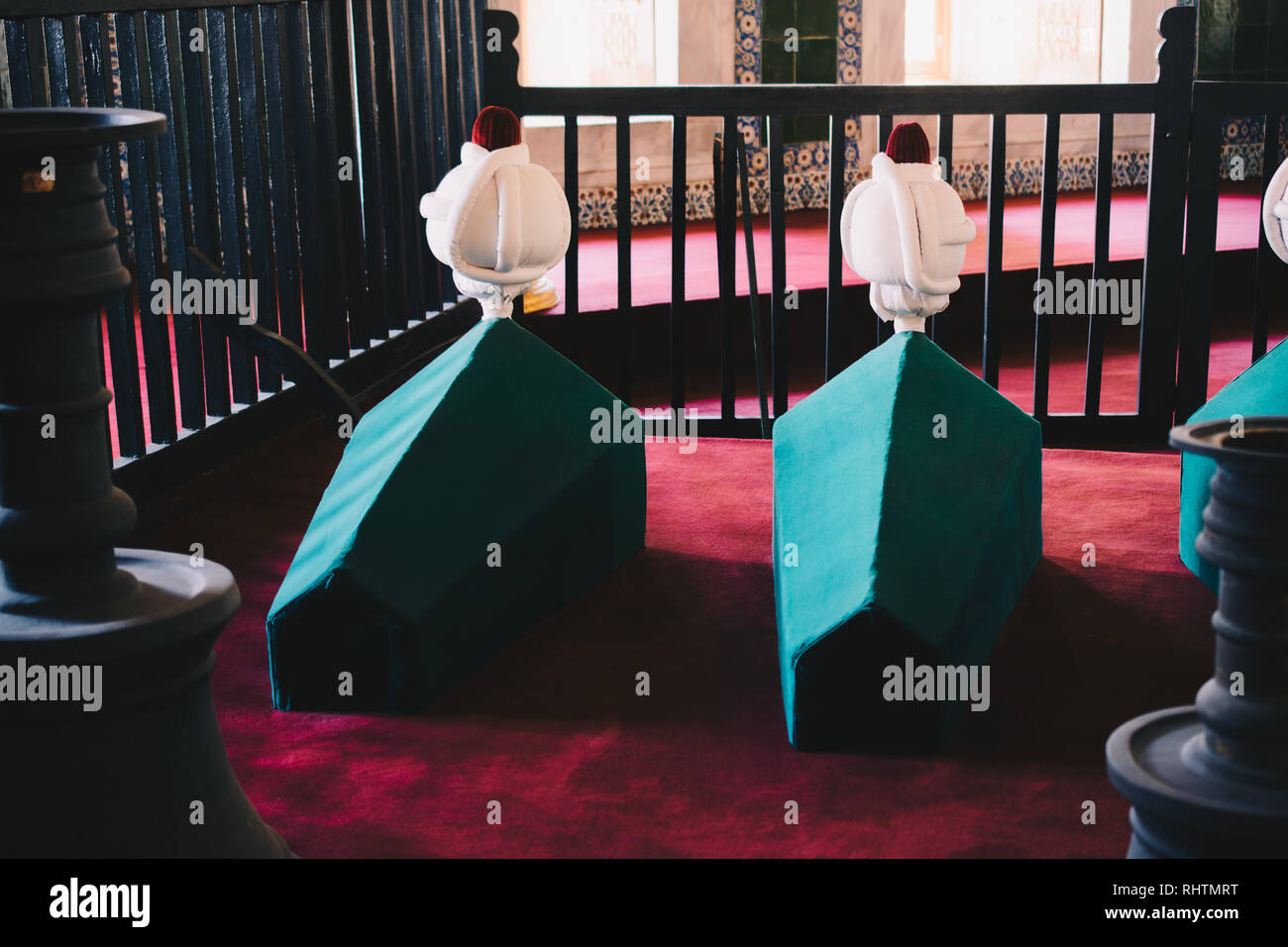 Rows of coffins in an ottoman turkish mausoleum tomb Stock Photo - Alamy