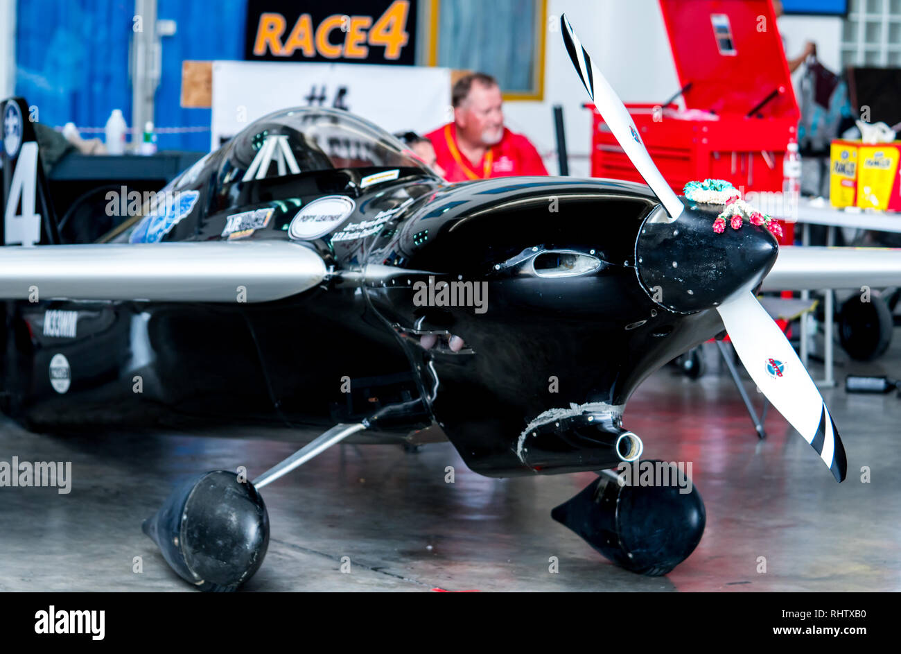 Aircraft marshalls hi-res stock photography and images - Alamy