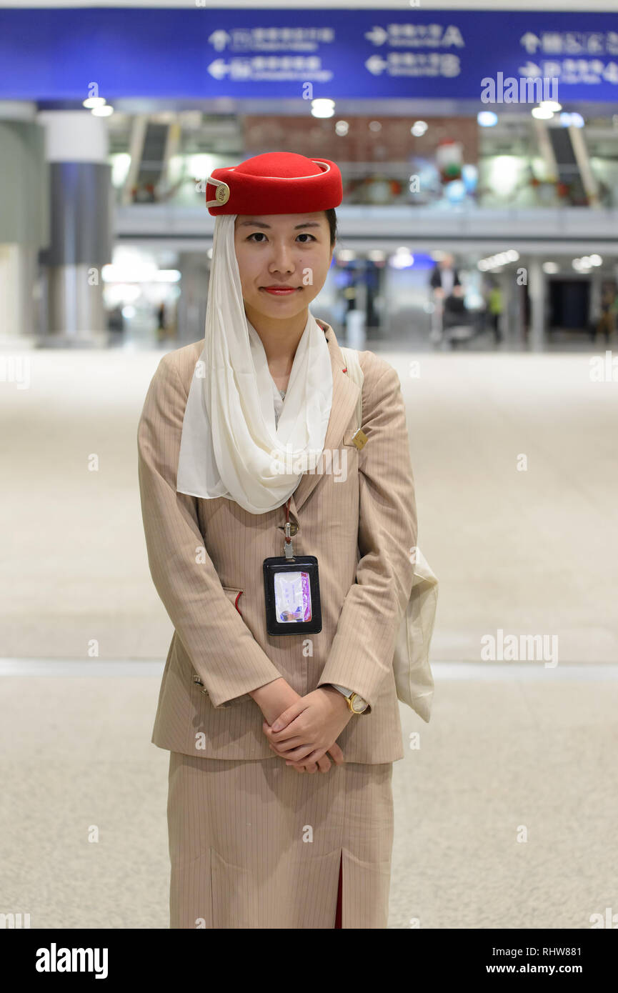 Emirates airline attendant hi-res stock photography and images - Alamy