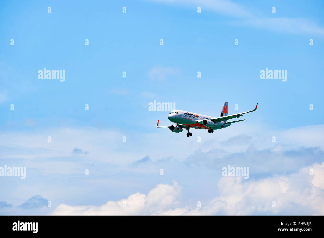 HONG KONG - JUNE 04, 2015: Jetstar aircraft landing at Hong Kong ...