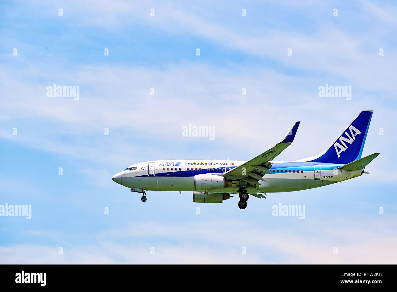 HONG KONG - JUNE 04, 2015: ANA aircraft landing at Hong Kong airport ...