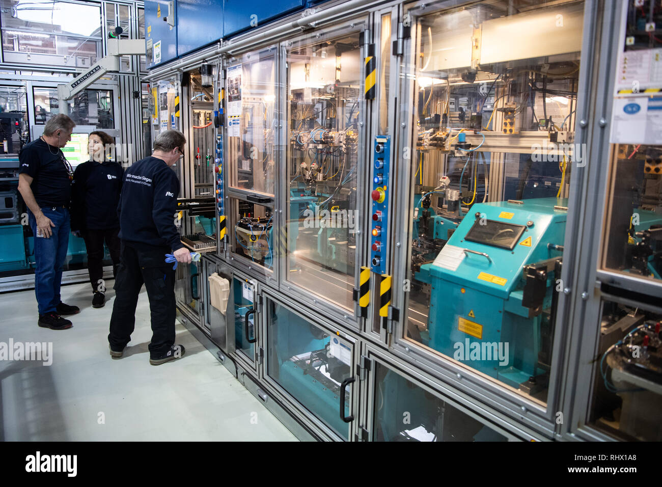 Gillette factory hi-res stock photography and images - Alamy