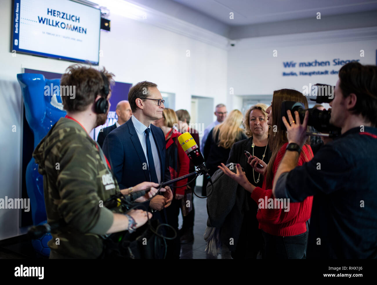 Gillette razor factory hi-res stock photography and images - Alamy