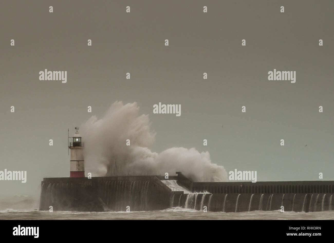 Uk weather wind hi-res stock photography and images - Alamy