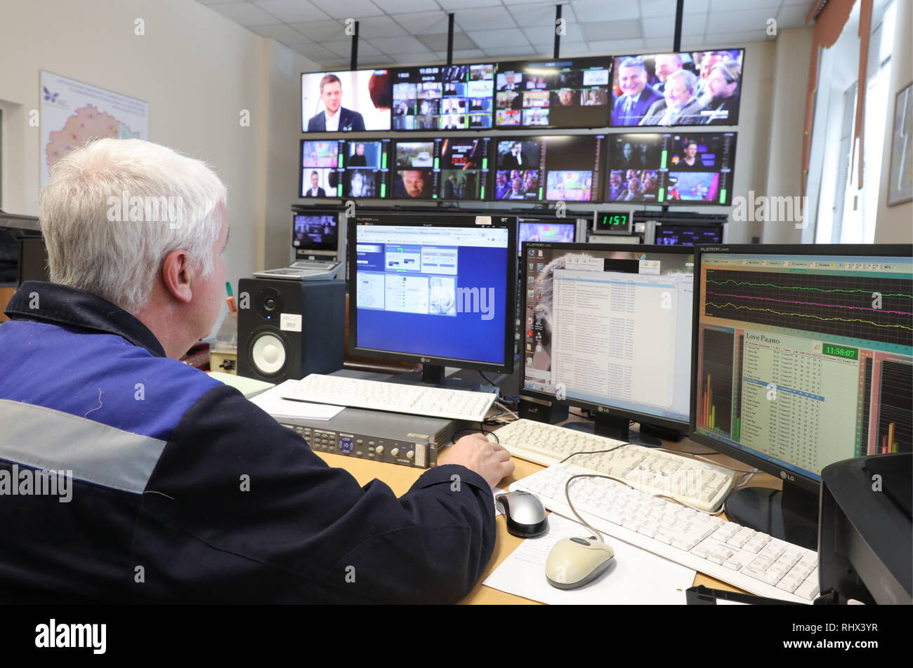 Broadcasting Network High Resolution Stock Photography and Images - Alamy