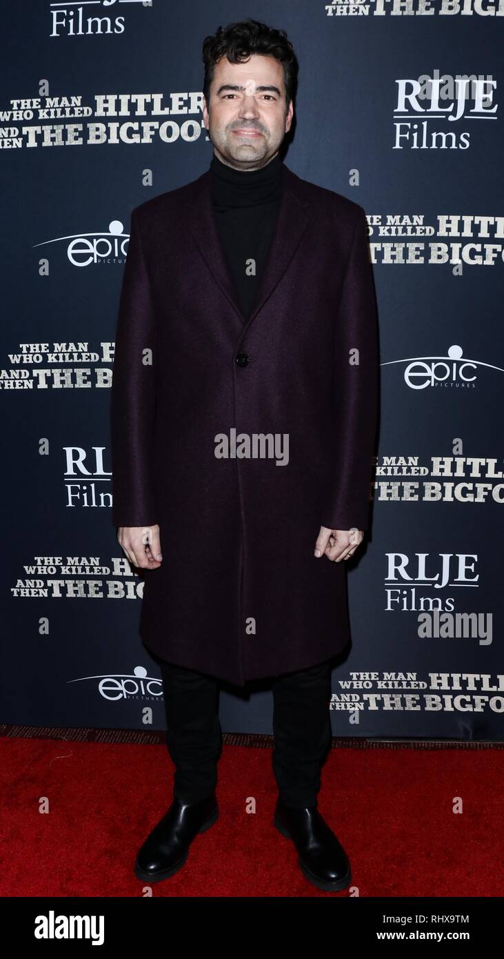 HOLLYWOOD, LOS ANGELES, CA, USA - FEBRUARY 04: Actor Ron Livingston ...