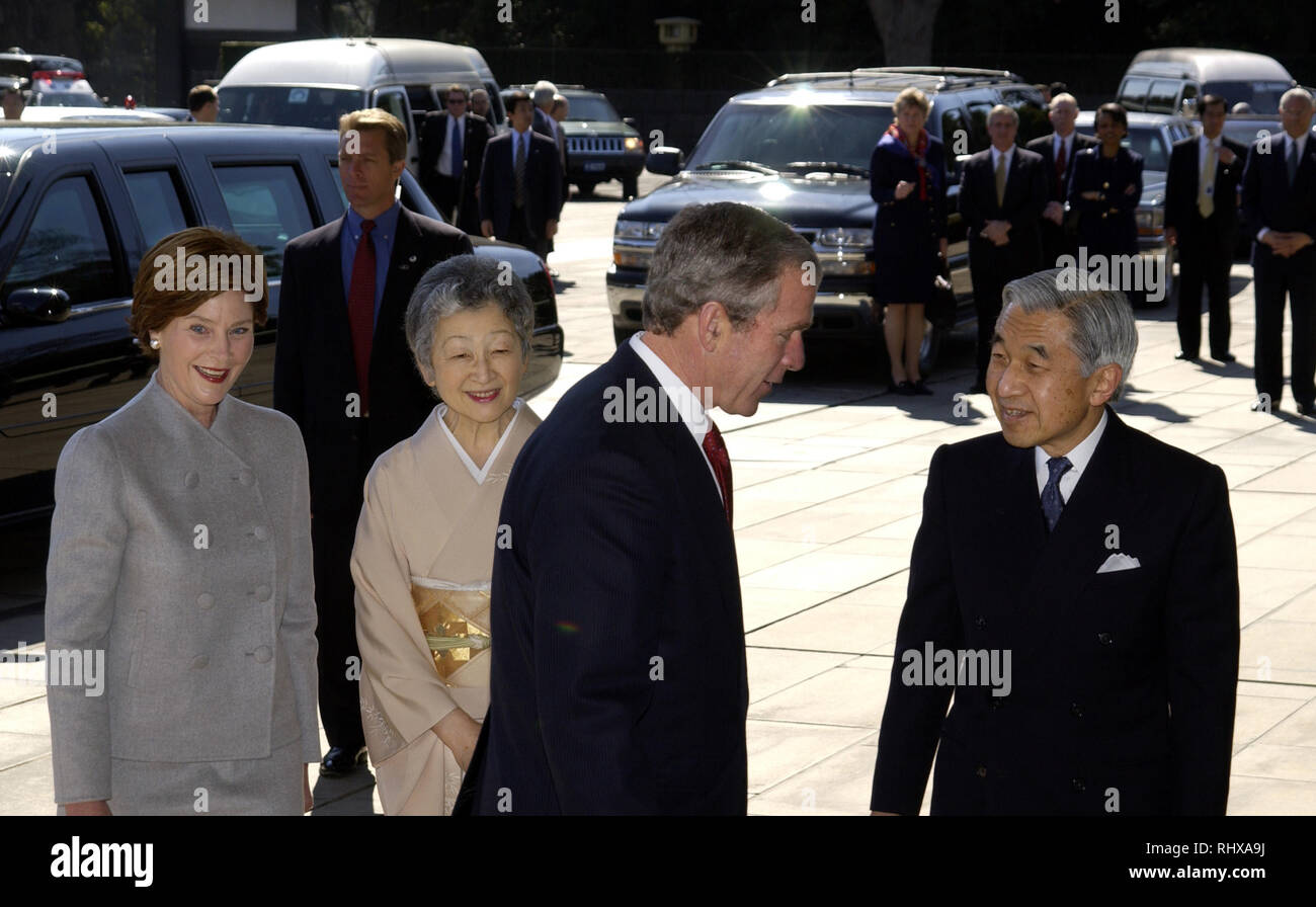 U.S. President George W. Bush visits Tokyo Imperial Palace for a ...