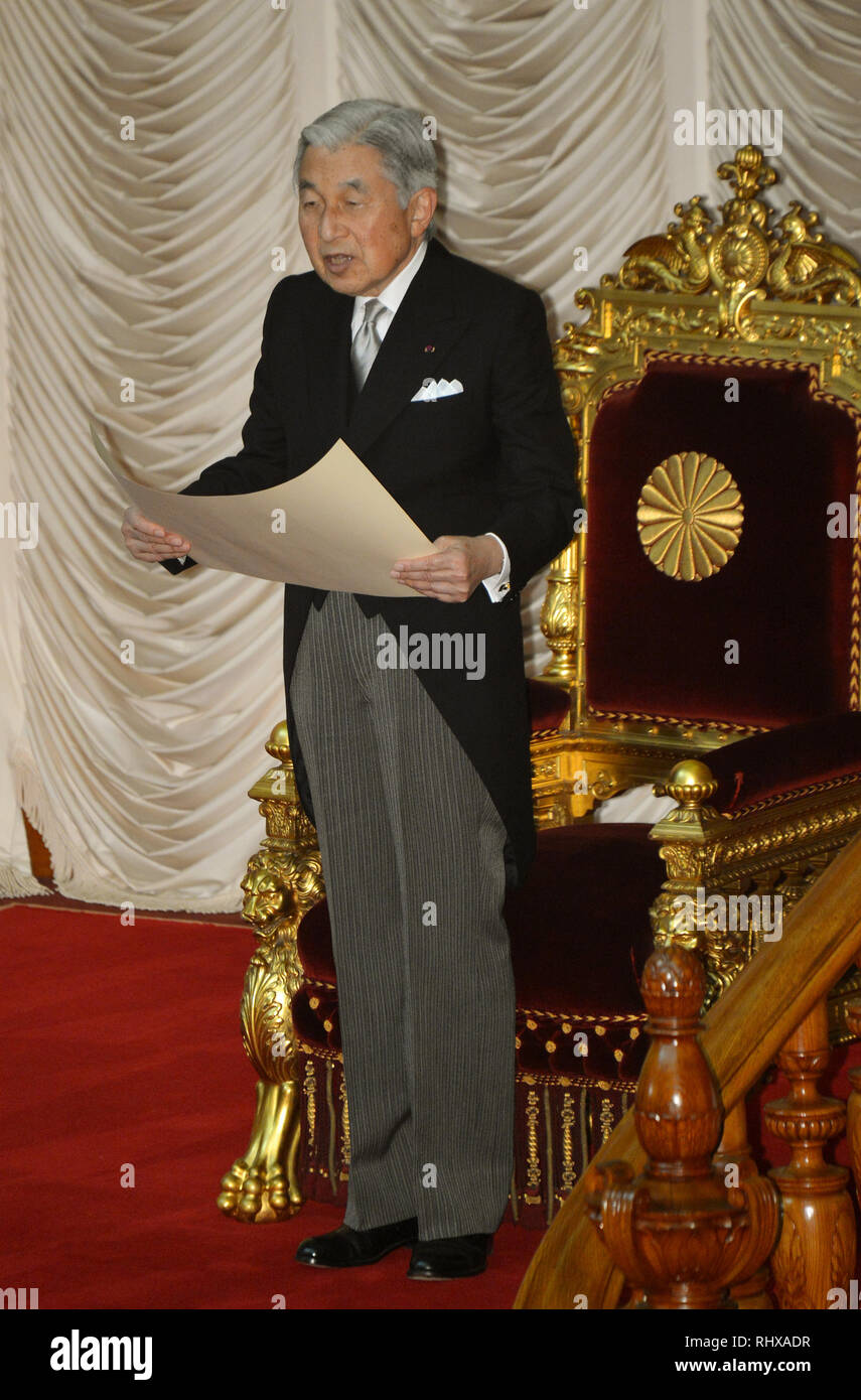 Tokyo, Japan. 29th Oct, 2012. Emperor Akihito declares the opening of a ...
