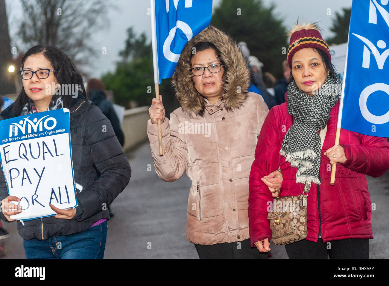 Bantry, West Cork, Ireland. 5th Feb, 2019. Striking nurses from Bantry ...