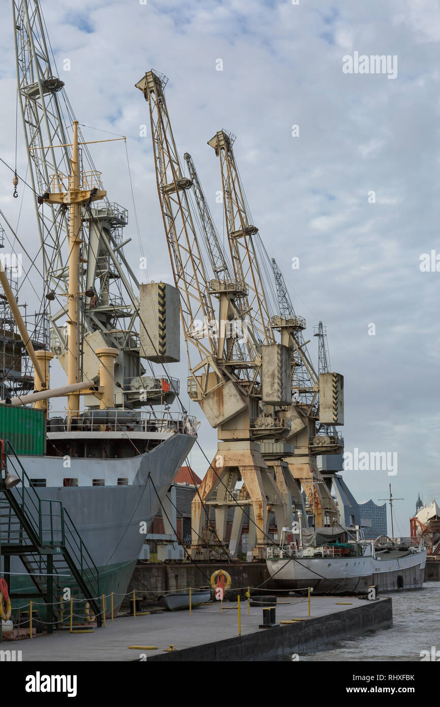 Old loading cranes in hi-res stock photography and images - Alamy