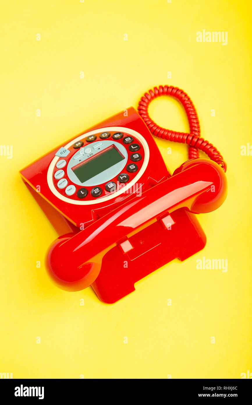 Retro landline telephone hi-res stock photography and images - Alamy