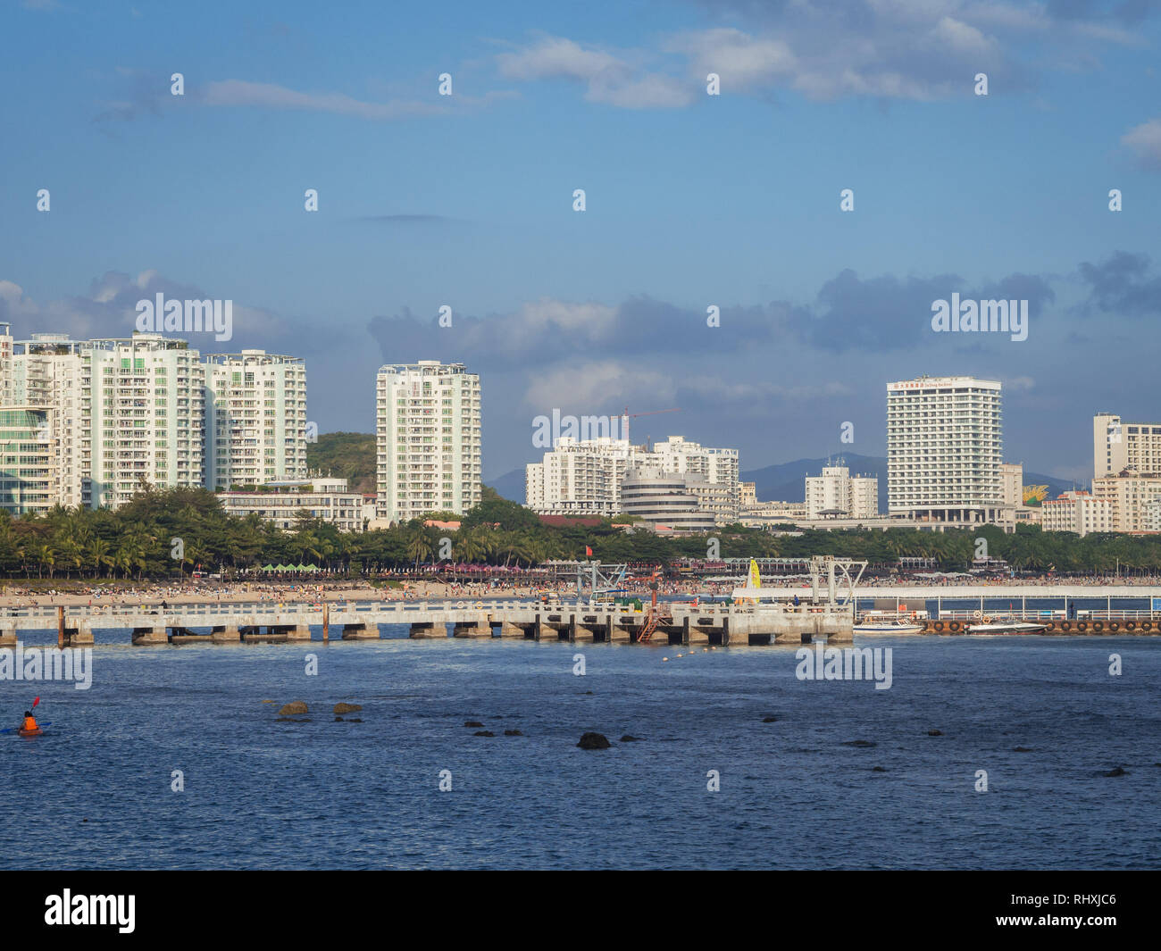 Sea shore resort hi-res stock photography and images - Alamy