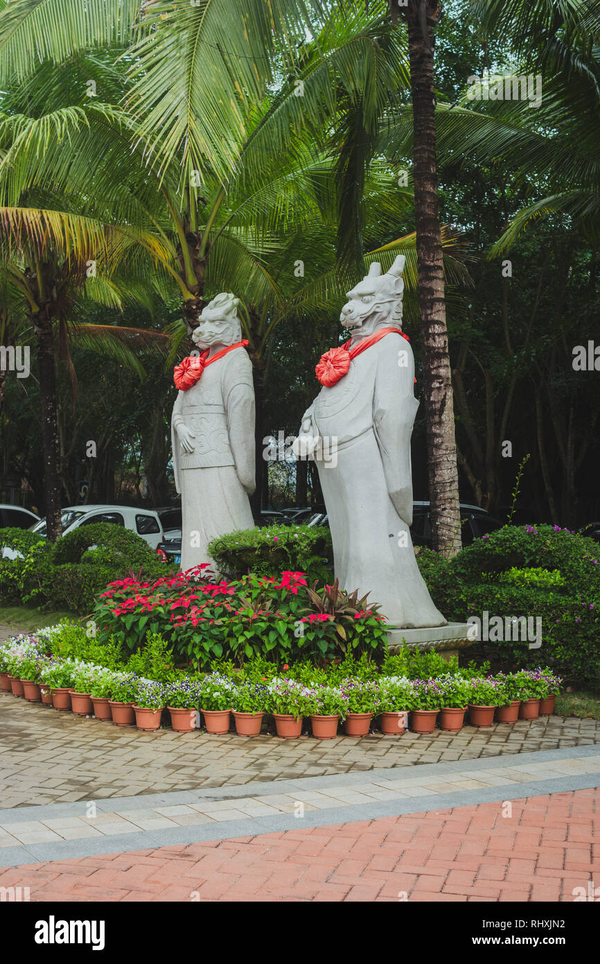 Asian zodiac statues hi-res stock photography and images - Alamy