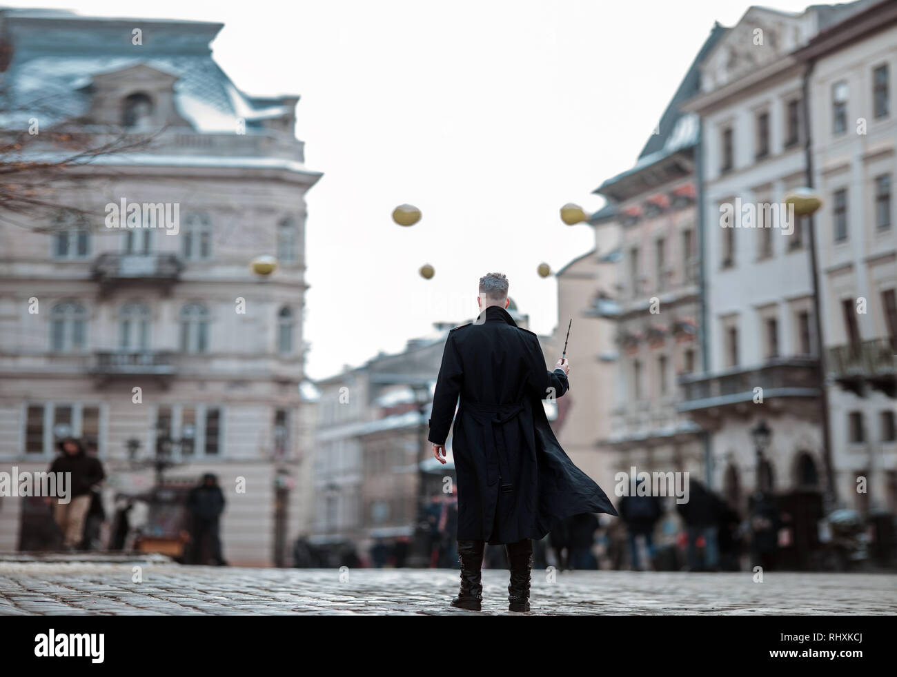 Mage costume hi-res stock photography and images - Alamy