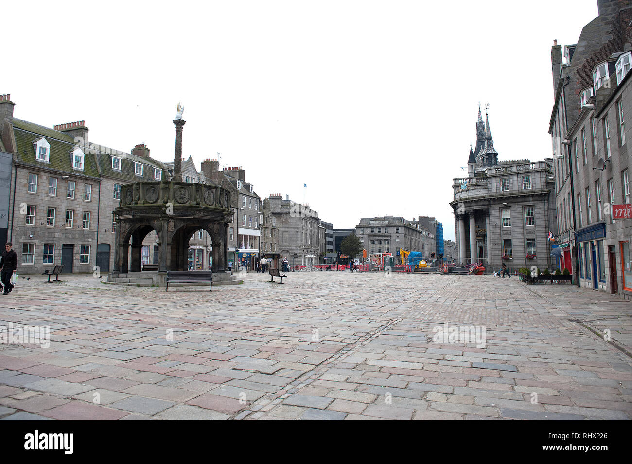 Aberdeen Royal Hospitals, Woolmanhill, Aberdeen, Scotland. Lenny Warren ...