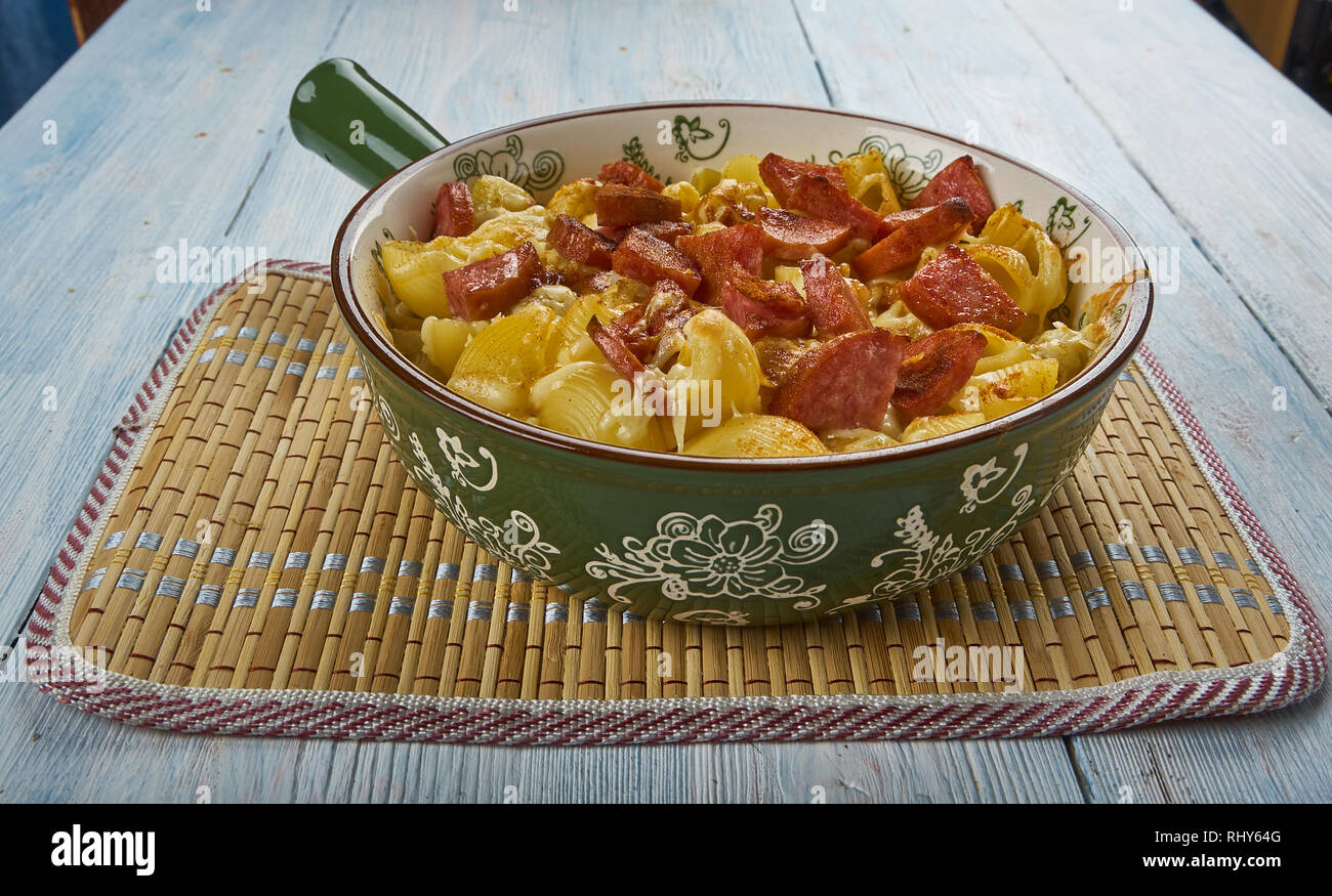 Homemade Andouille Sausage Macaroni Cheese close up Stock Photo - Alamy