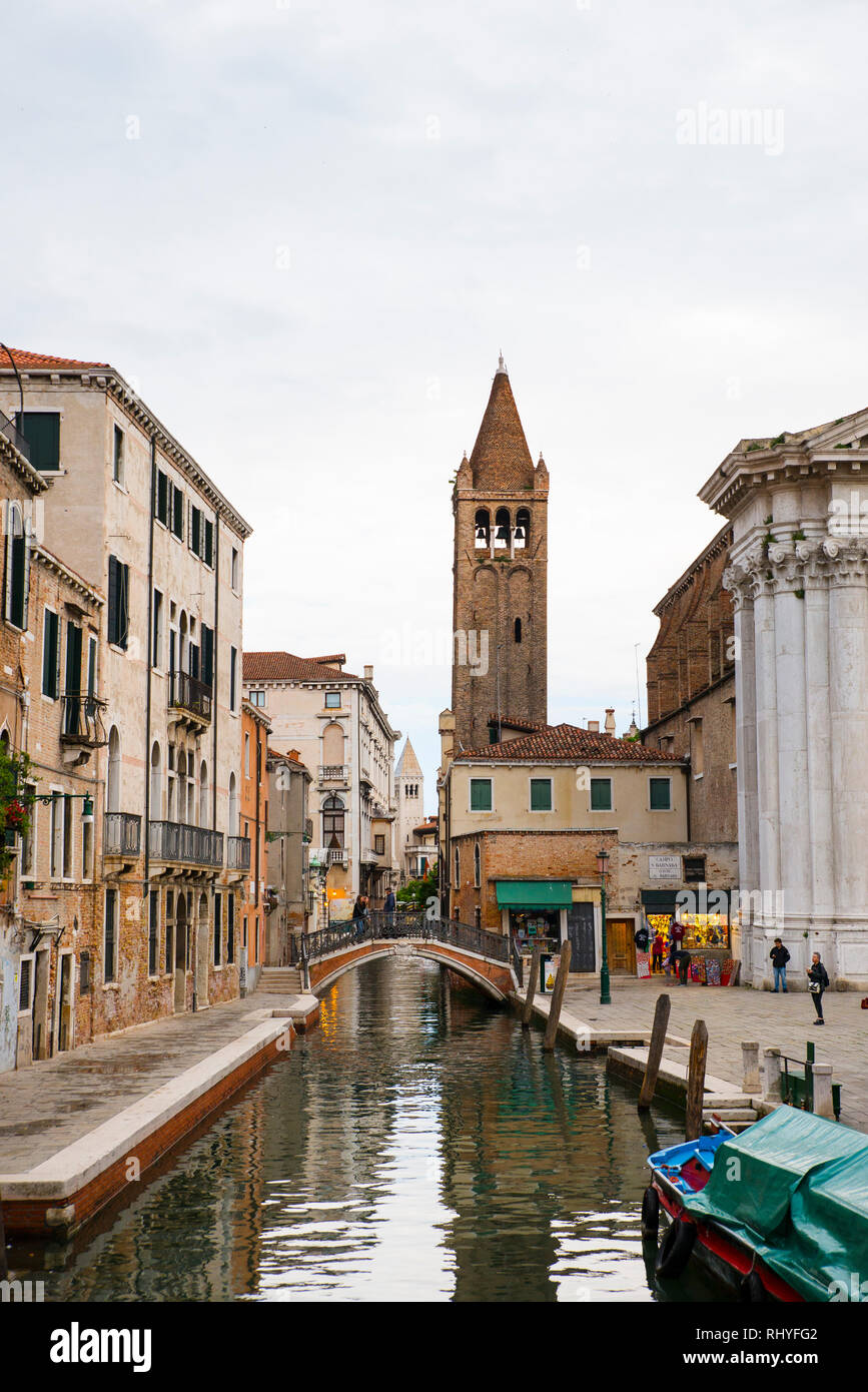 Rio de san barnaba canal hi-res stock photography and images - Alamy