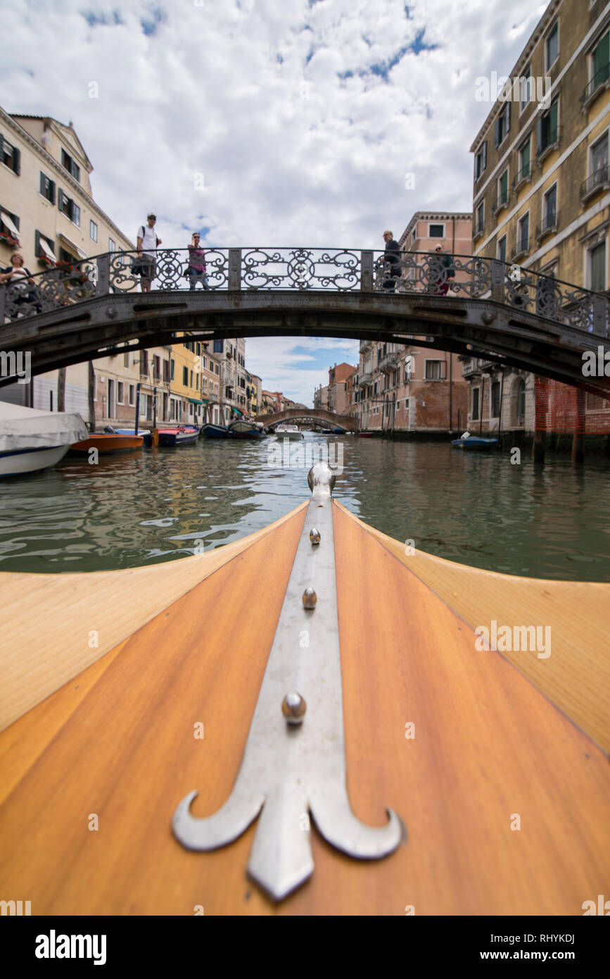 Front of a gondola hi-res stock photography and images - Alamy