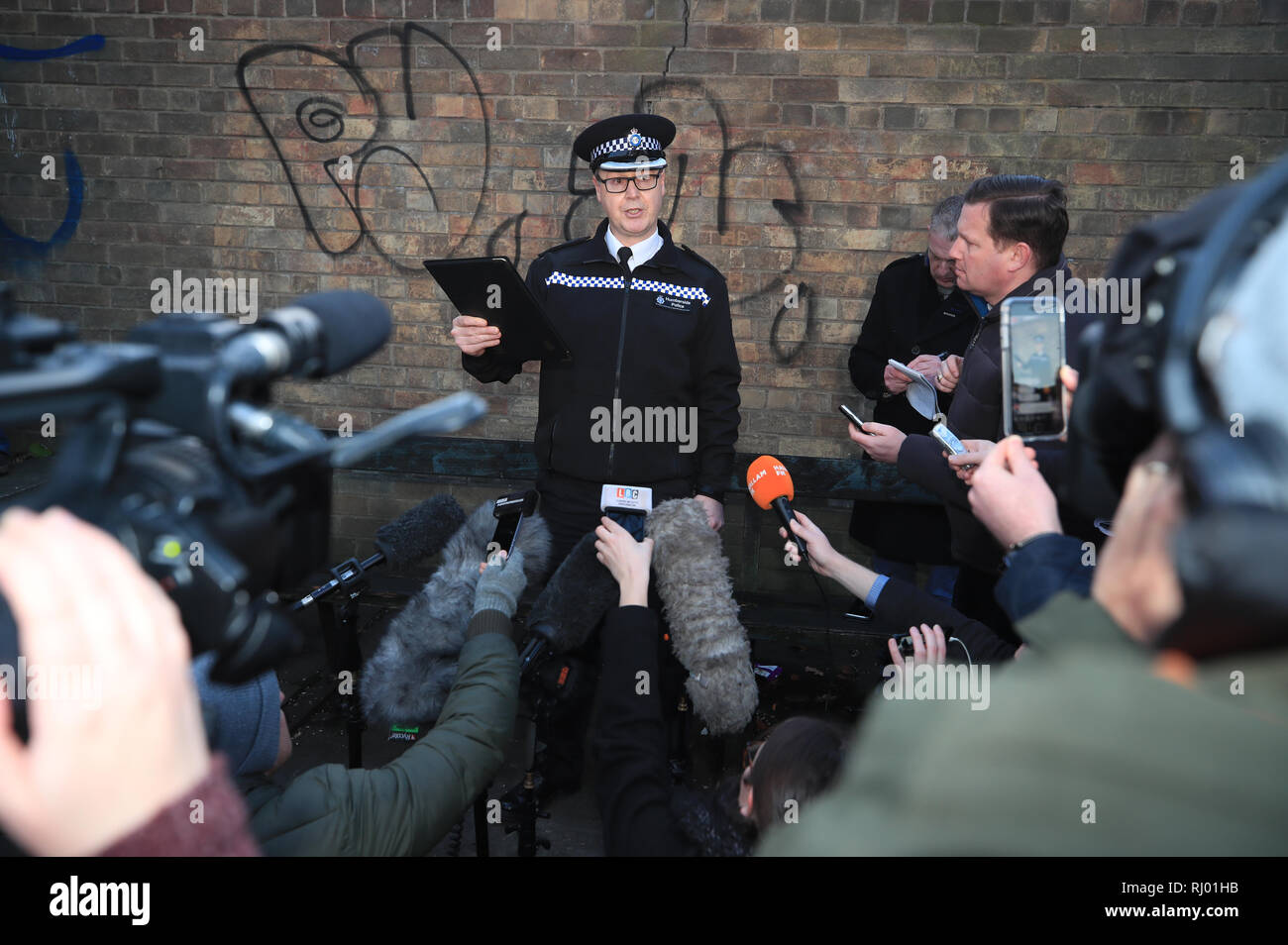 Chief Superintendent Phil Ward reads a statement abot 21-year-old ...