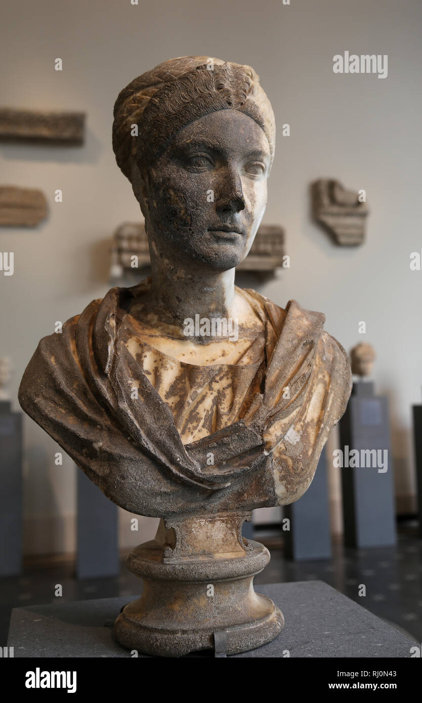 Empress of roman empire hi-res stock photography and images - Alamy