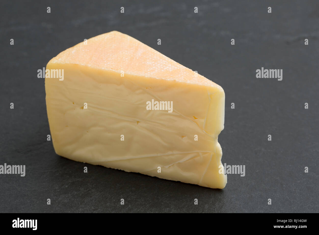 Dark background uk hi-res stock photography and images - Alamy