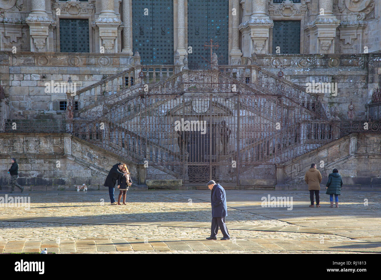 Diferentes hi-res stock photography and images - Alamy