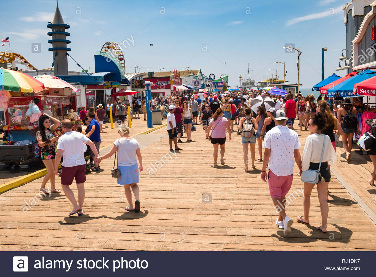 Los Angeles Crowd Crowds People High Resolution Stock Photography and ...