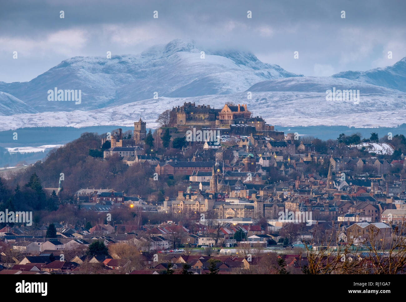 Stirling castle winter hi-res stock photography and images - Alamy