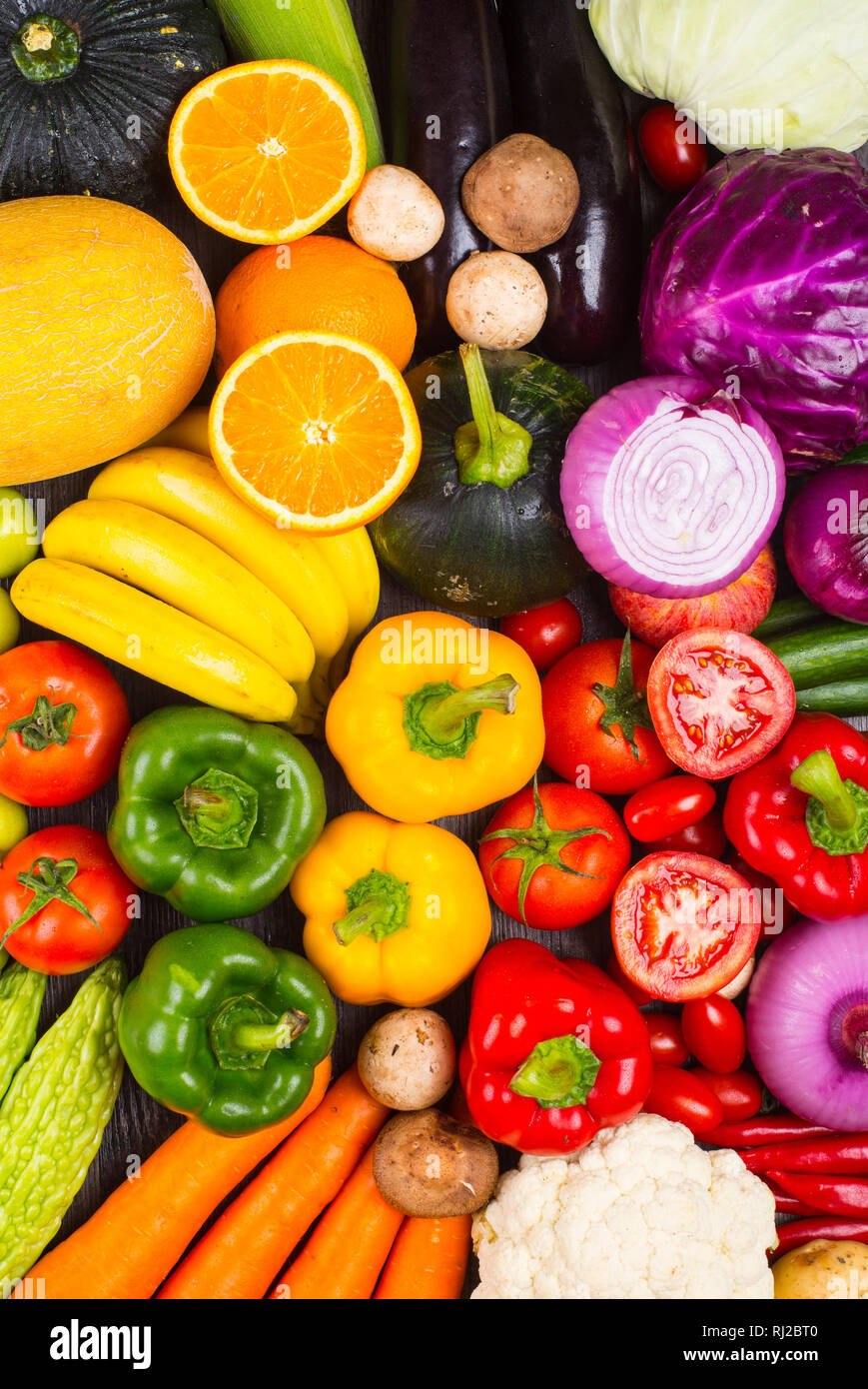 Colorful fruits and vegetables background Stock Photo - Alamy