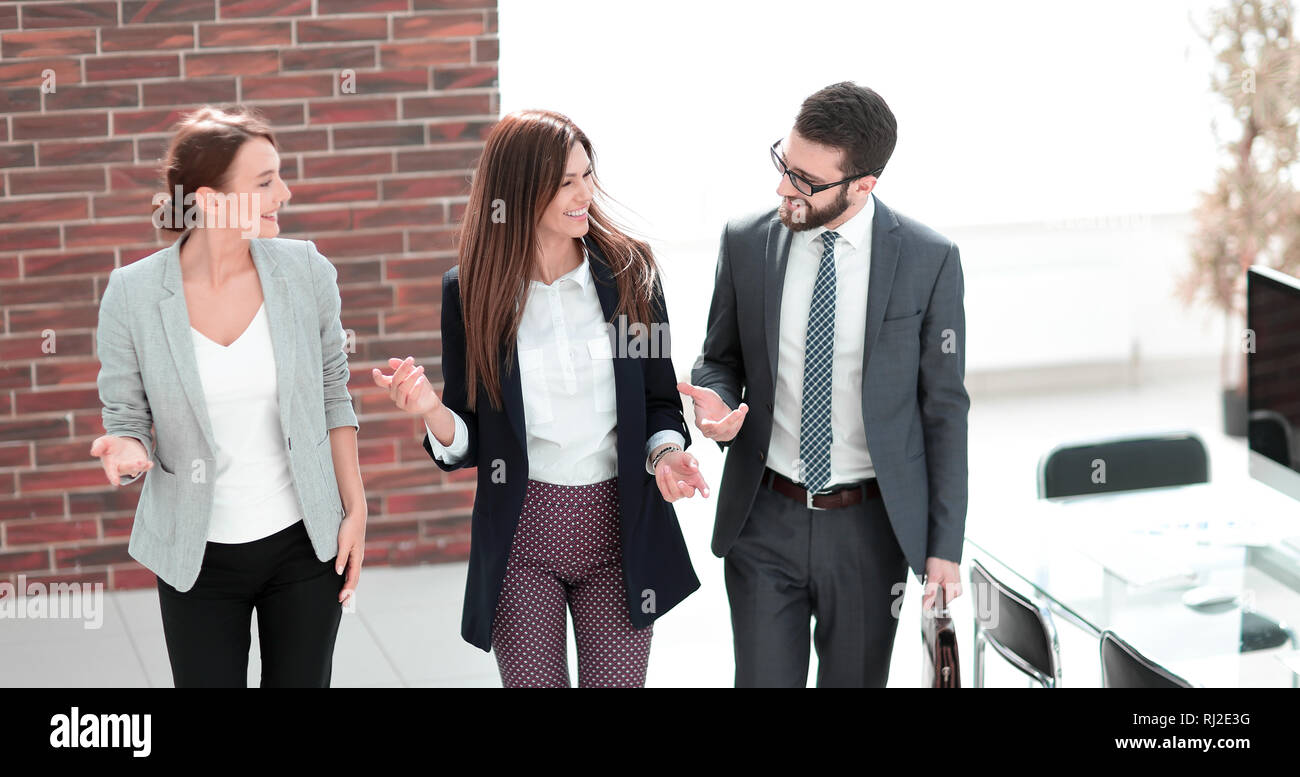 Manager meets with employee hi-res stock photography and images - Alamy
