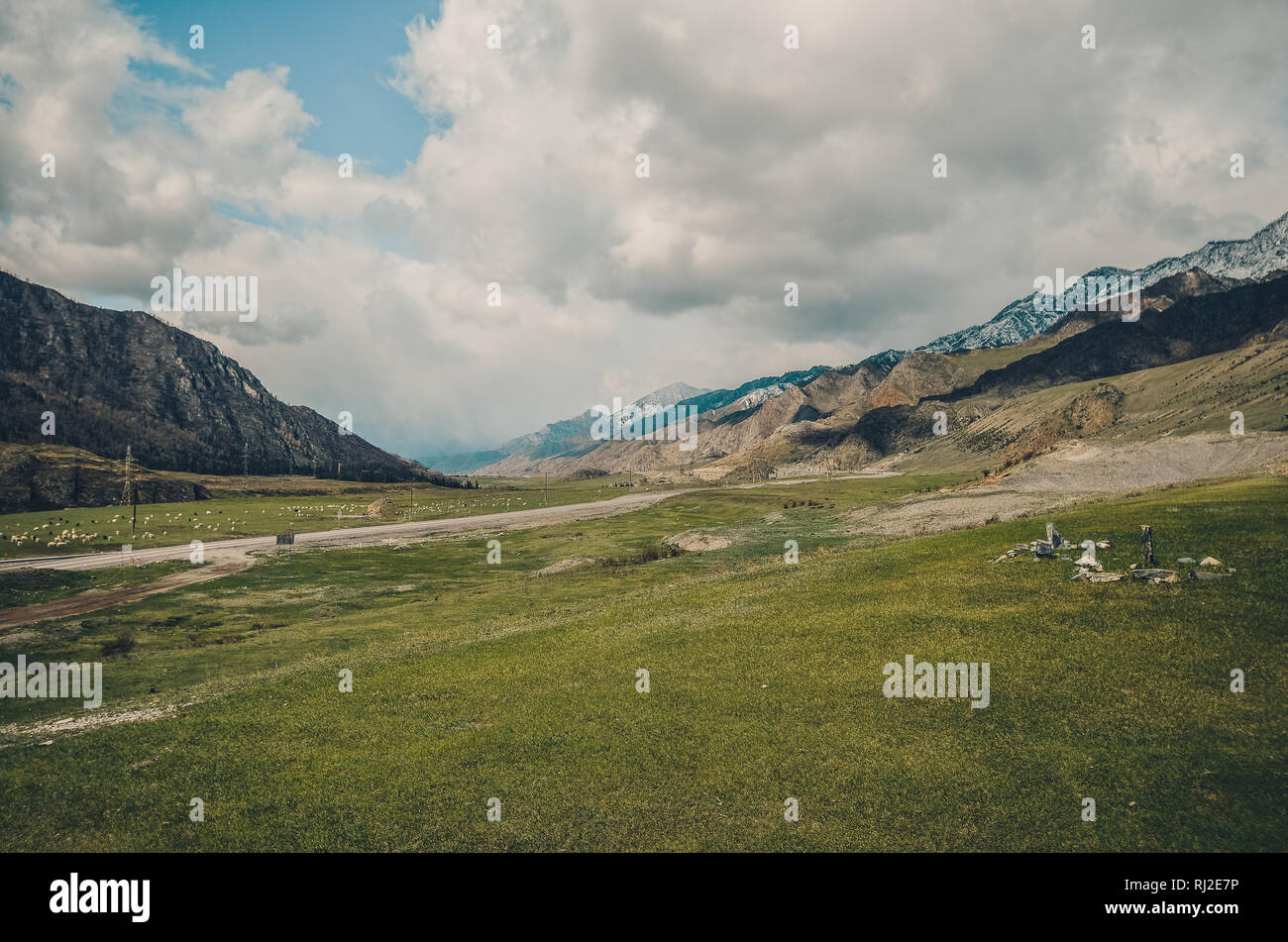 Mountain landscapes of the Chui tract, Altai. Valley Chuya ...