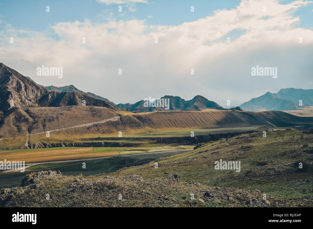Mountain landscapes of the Chui tract, Altai. Valley Chuya ...