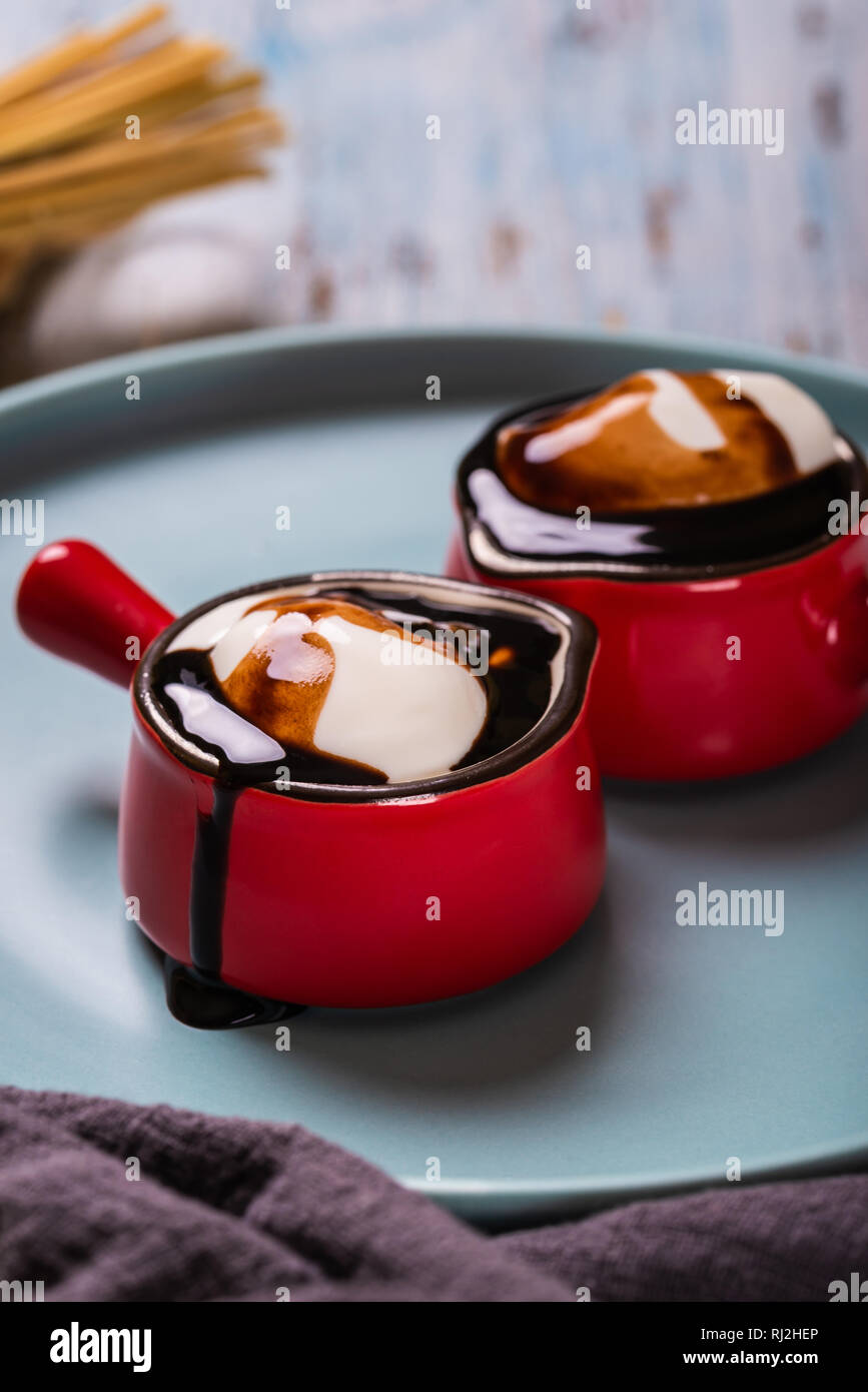 Pot of cream dessert hi-res stock photography and images - Alamy