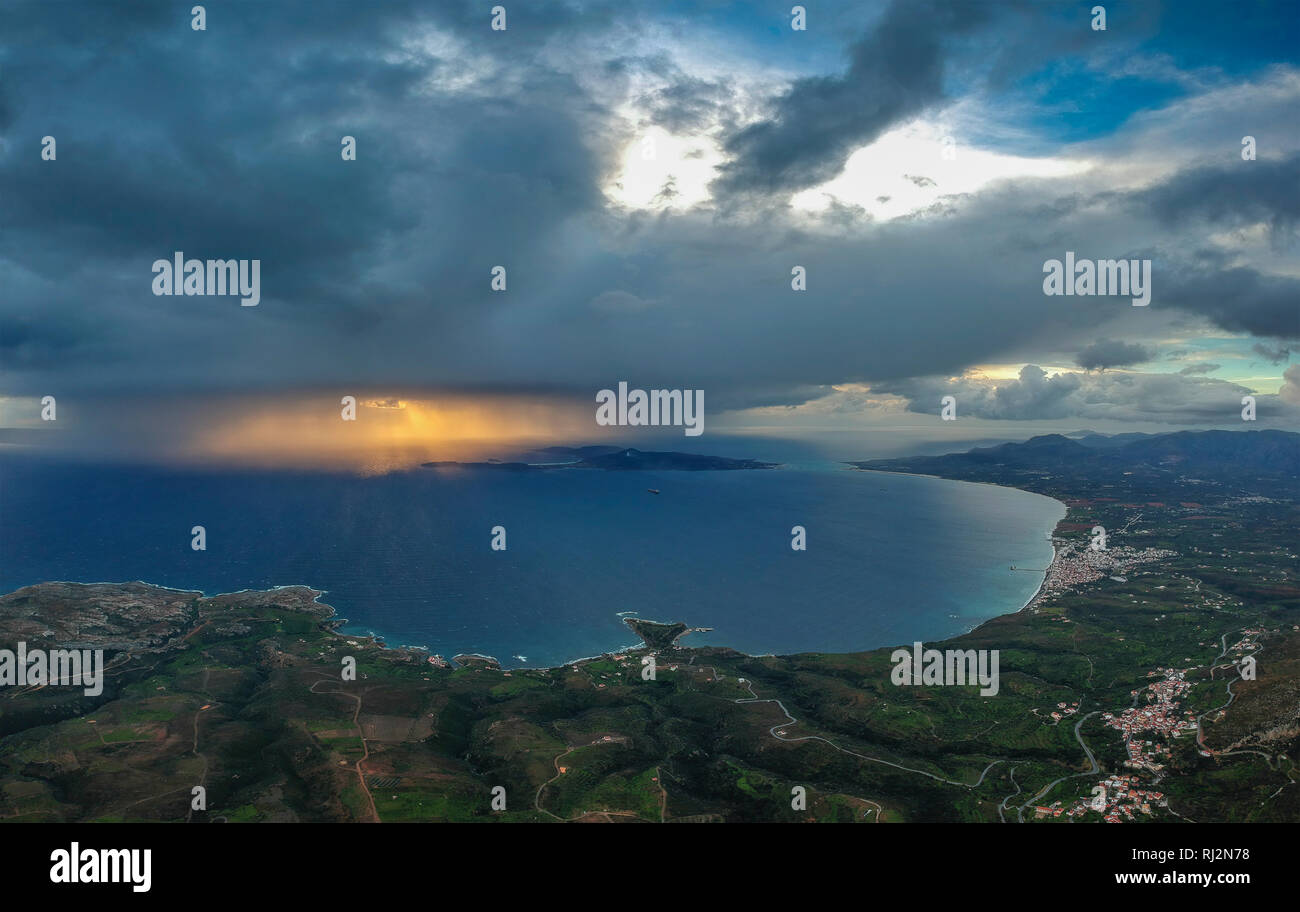 Elafonisos village hi-res stock photography and images - Alamy