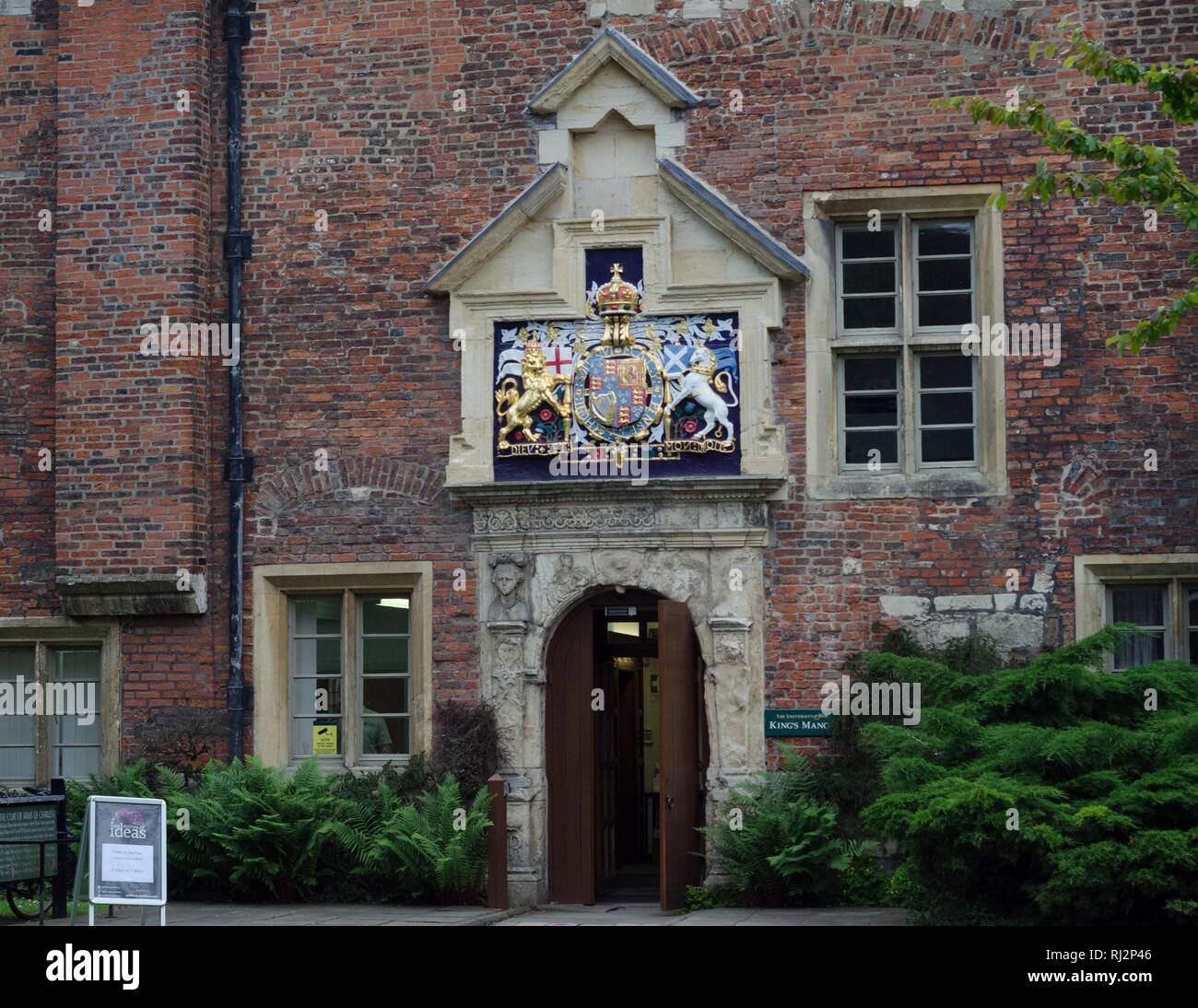 Kings manor hi-res stock photography and images - Alamy