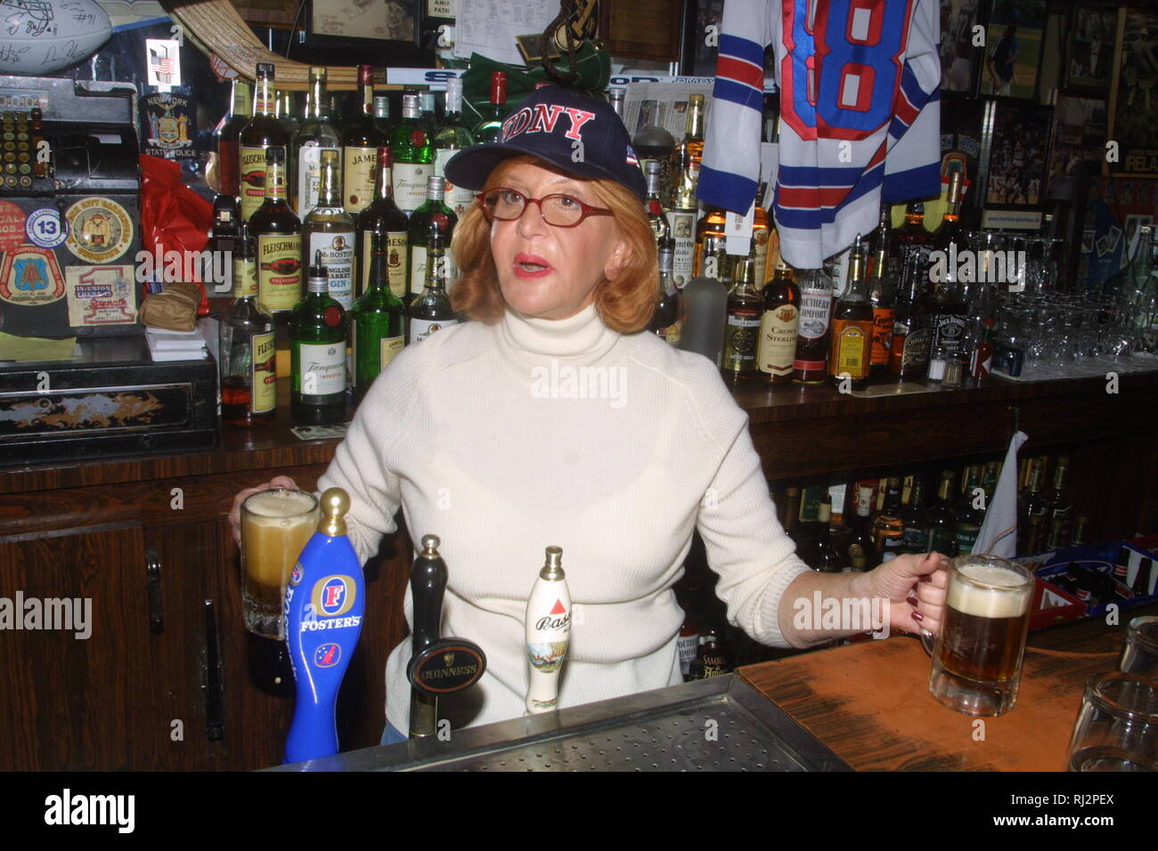 Sally jessy raphael hi-res stock photography and images - Alamy