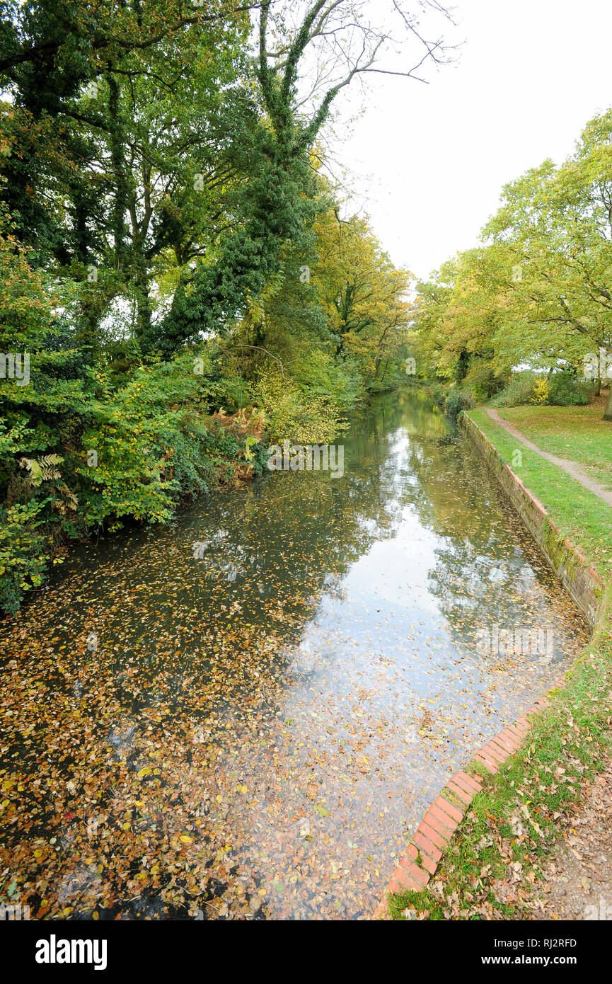 Church crookham hampshire hi-res stock photography and images - Alamy