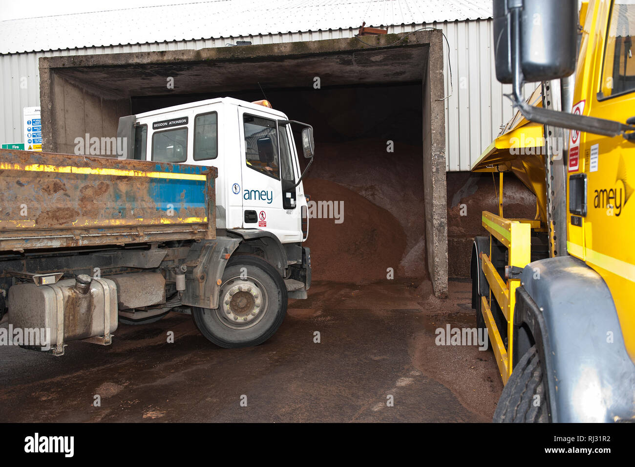 Gritter lorry scotland hi-res stock photography and images - Alamy