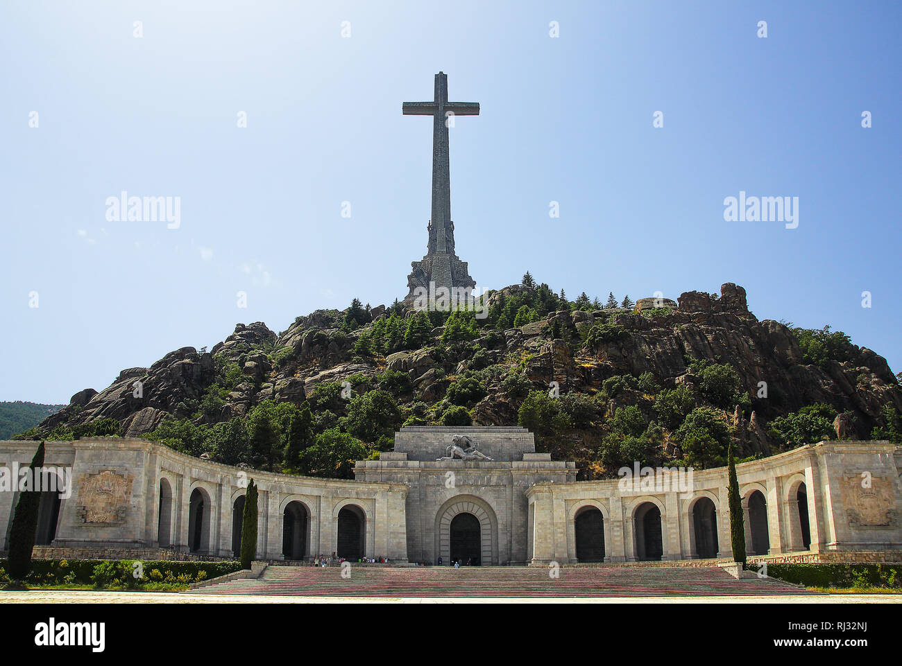Valley of the fallen grave hi-res stock photography and images - Alamy