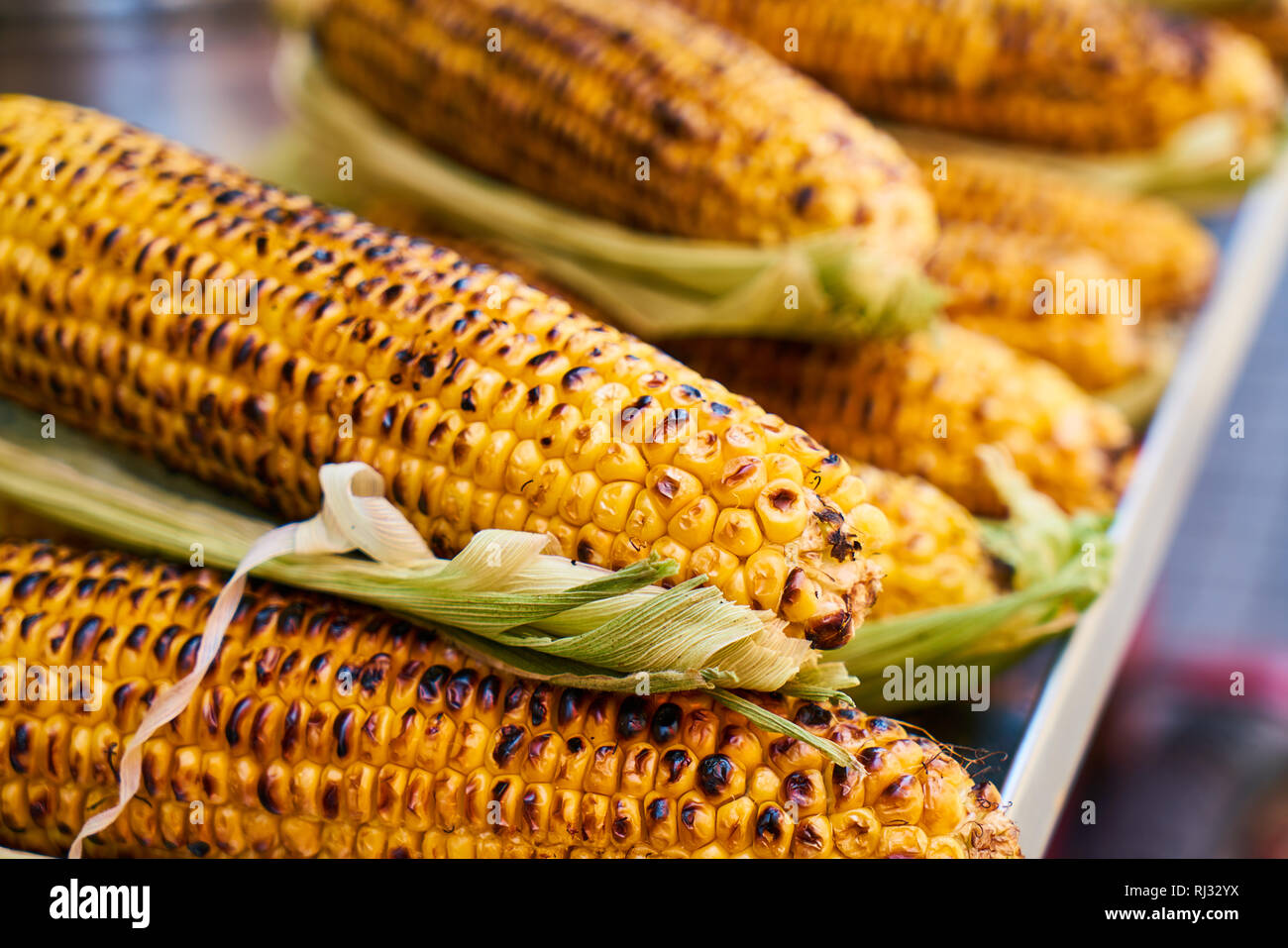 Roasted corn hi-res stock photography and images - Alamy