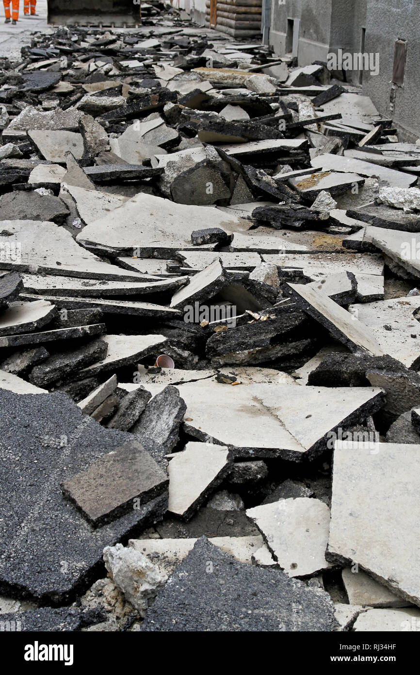 Asphalt damage hi-res stock photography and images - Alamy