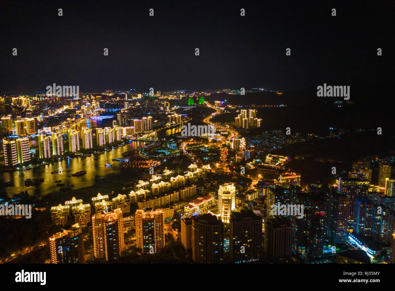 City aerial view top view night hi-res stock photography and images - Alamy